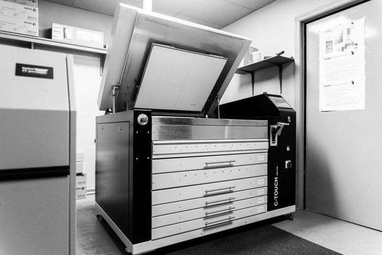 Custom Label Printing | MR Label Co.