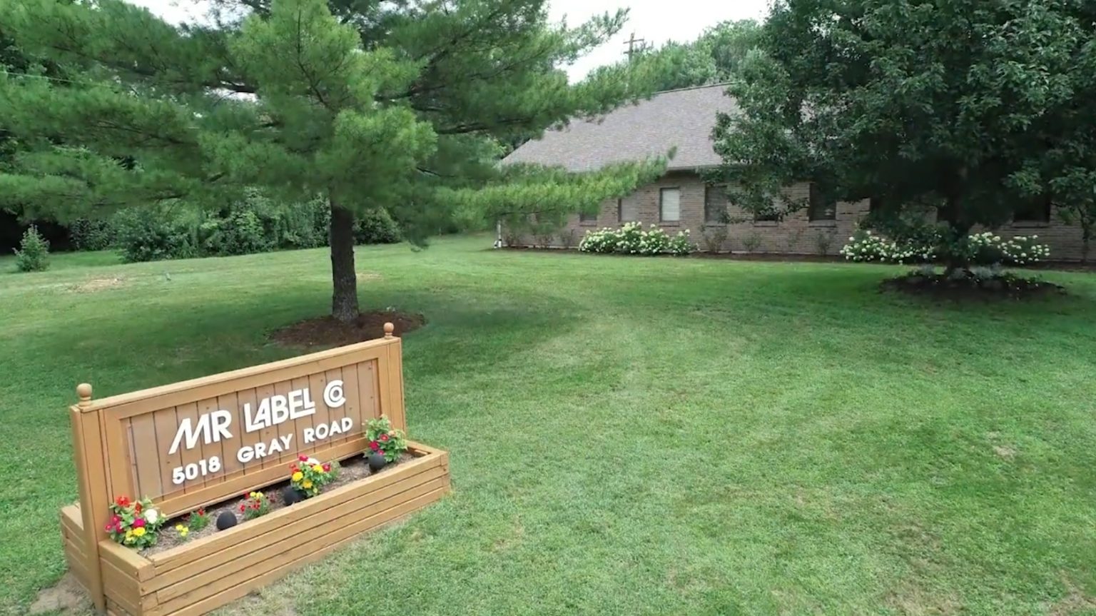 Custom Label Printing | MR Label Co.